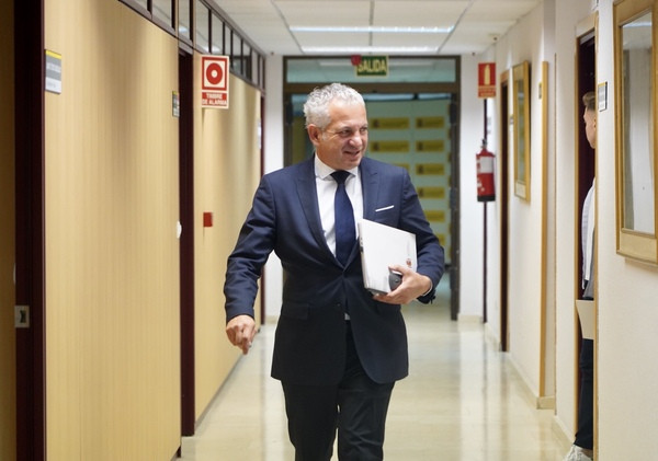 Absoluta Normalidad En La Constitución De Las 4 338 Mesas Electorales